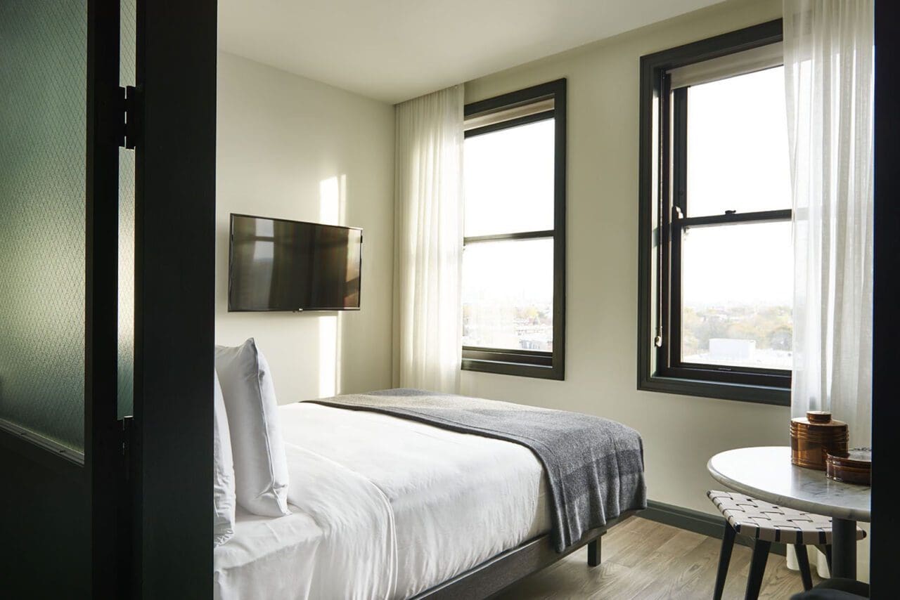 The Robey Rooms: Urban Comfort with Unique Design in Chicago